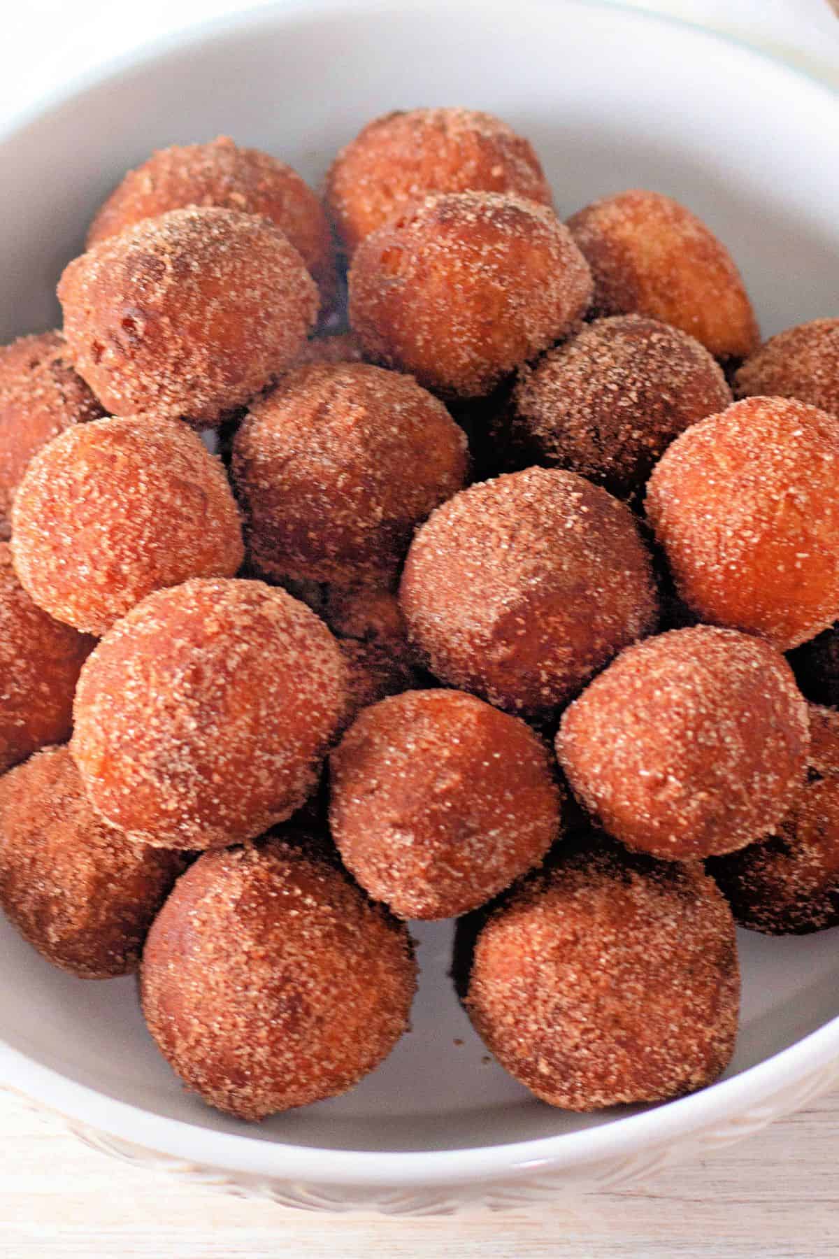 Biscuit Dough Donut Holes - Southern Supper Club Biscuit Dough Donut Holes - Southern Supper Club